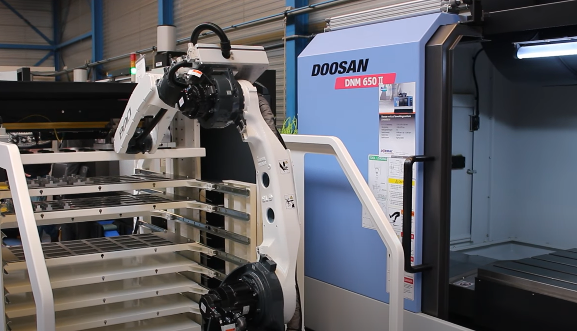 DN Solutions DNM 650 II - Platinum 24 Frontloader - DN Solutions